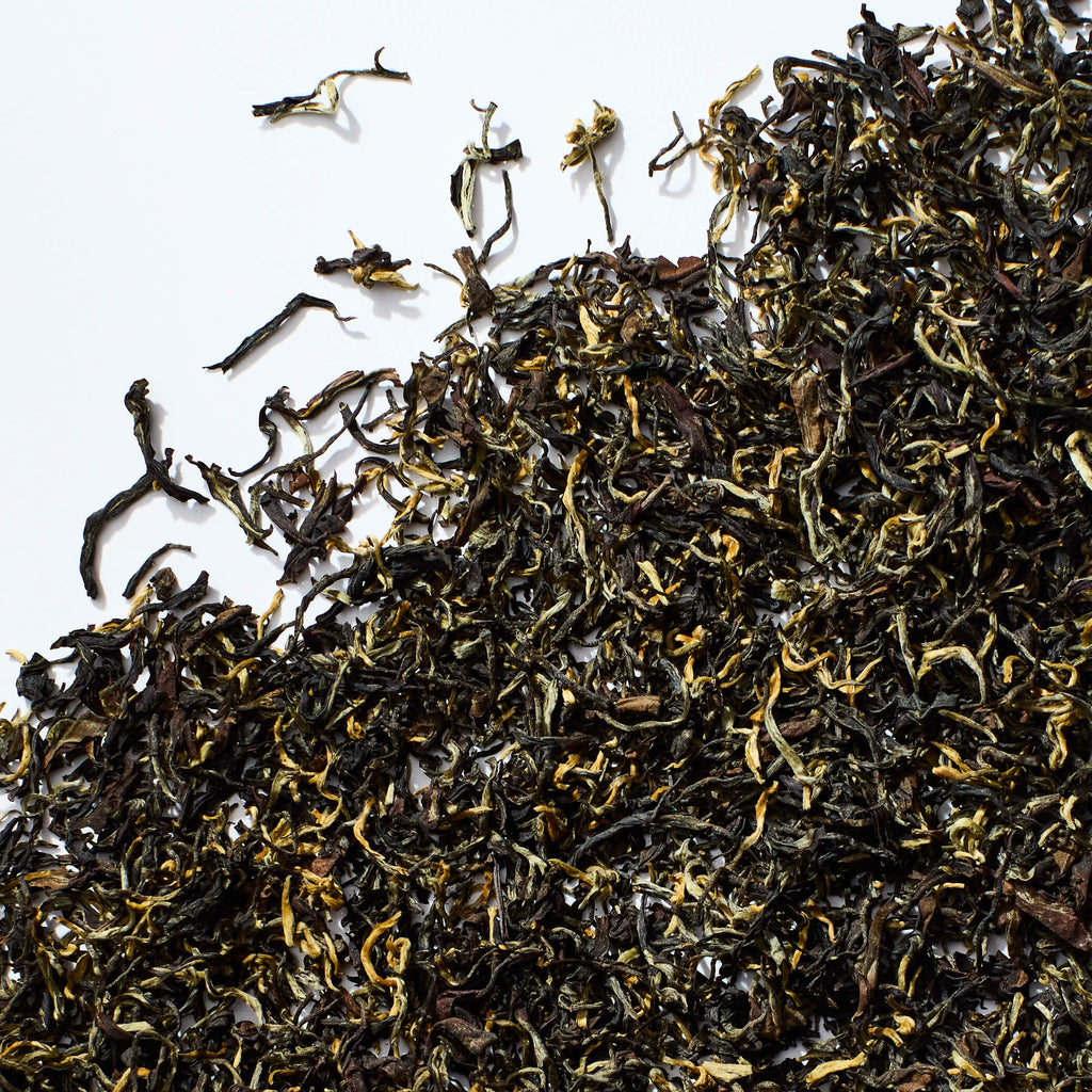 Second Flush Darjeeling Golden Summer Muscatel Tea | Herbs & Kettles